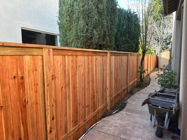 What Are the 7 Most Common HOA Fence Rules - Fantastic Fence